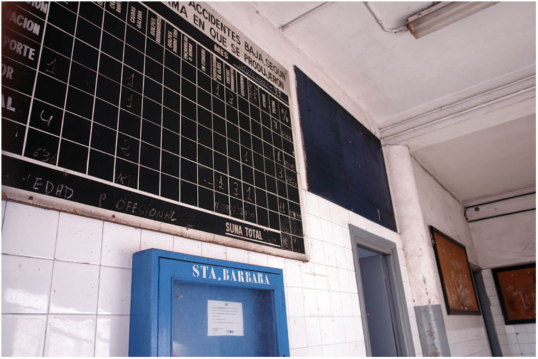 Archivo Historico Minero | Casa de aseo del Pozo San Inocencio, de ...