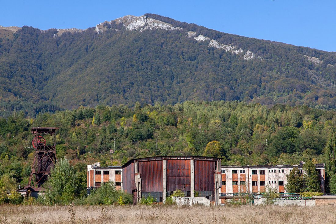 Antiguas instalaciones de la Mina Petrila. Petrila. Rumanía 2021 ...